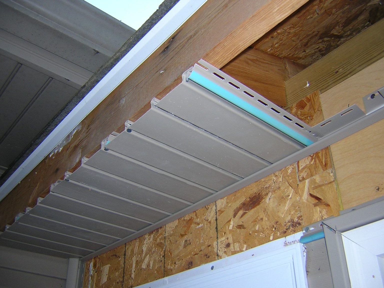 Soffit & Fascia Contractor | Soffit Repair | Soffit Installation
